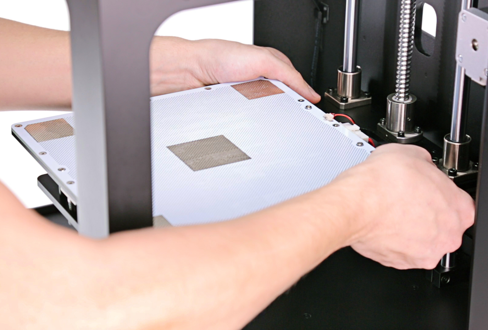 Platform Lifting & Lowering in M200 3D Printer | Zortrax Support Center