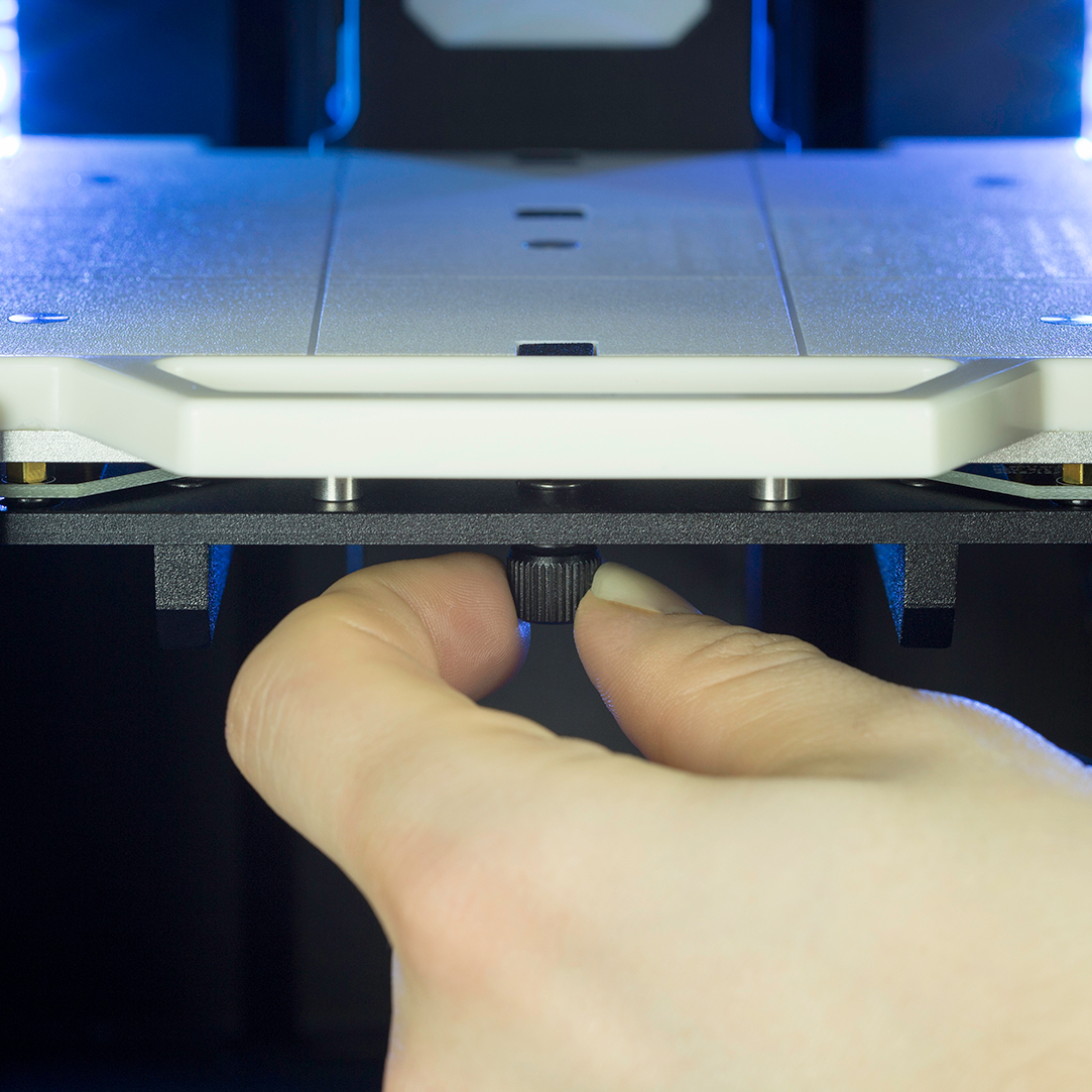 Platform Leveling in Inventure 3D Printer | Zortrax Support Center